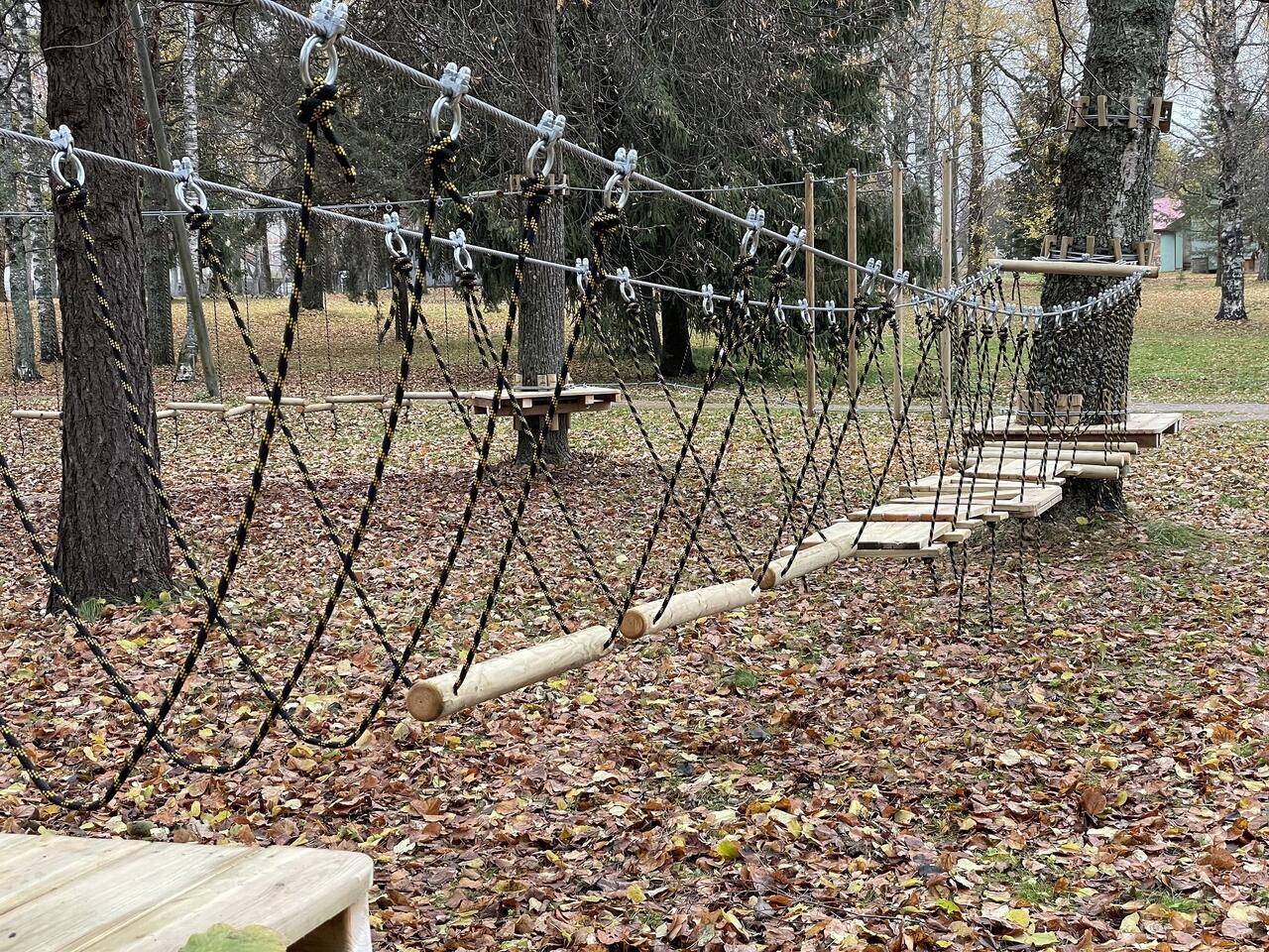 Madalseiklusrajad – Slackline.ee